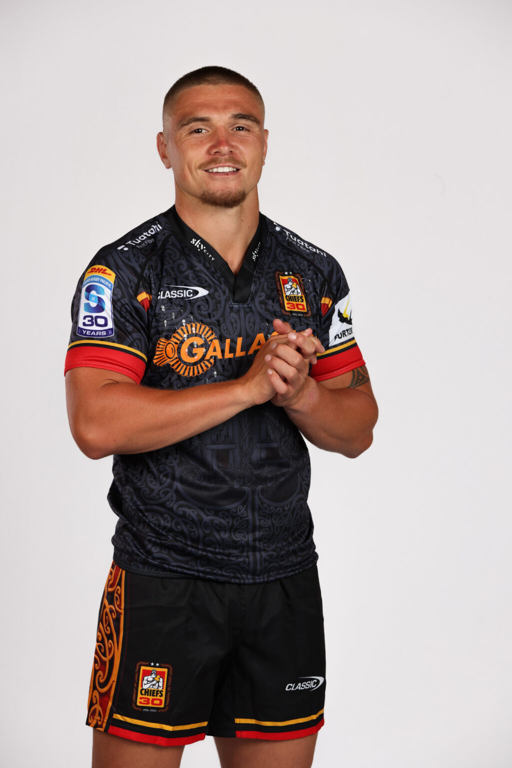 Cortez Ratima re-signs with Gallagher Chiefs - Chiefs
